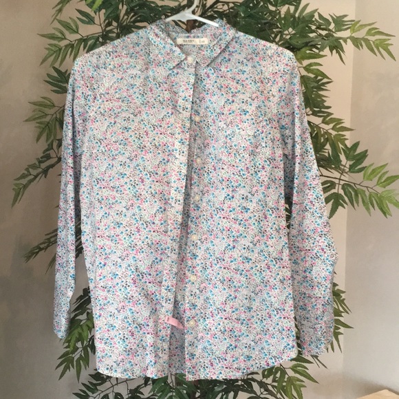 Old Navy | Tops | 35 Lightweight Button Down | Poshmark